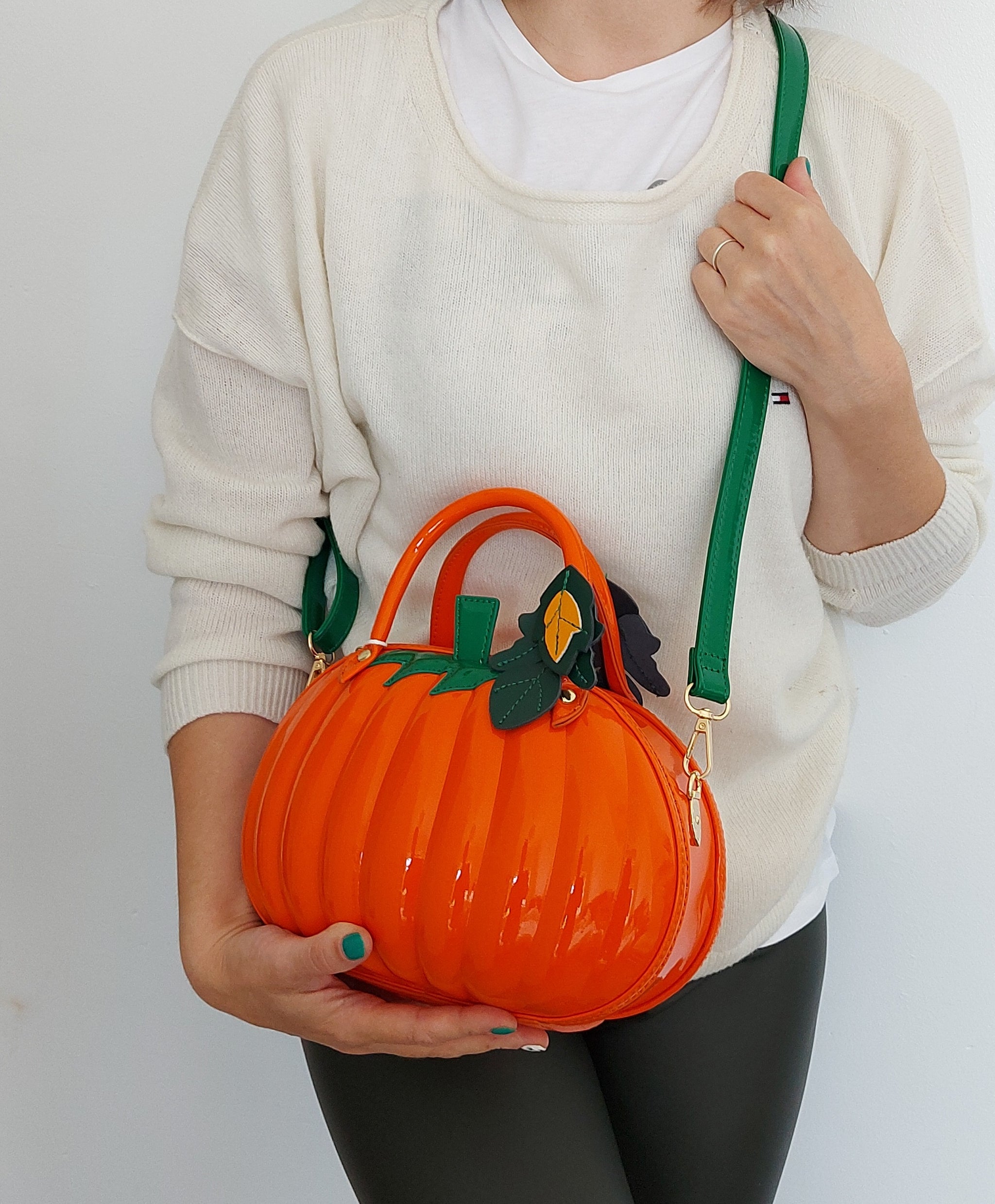 Pumpkin Shaped Crossbody Grab Bag Purse Vegan Friendly – Justbagzz