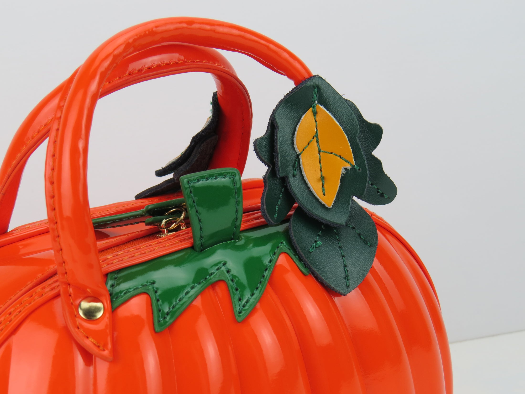Pumpkin Shaped Crossbody Grab Bag Purse Vegan Friendly – Justbagzz